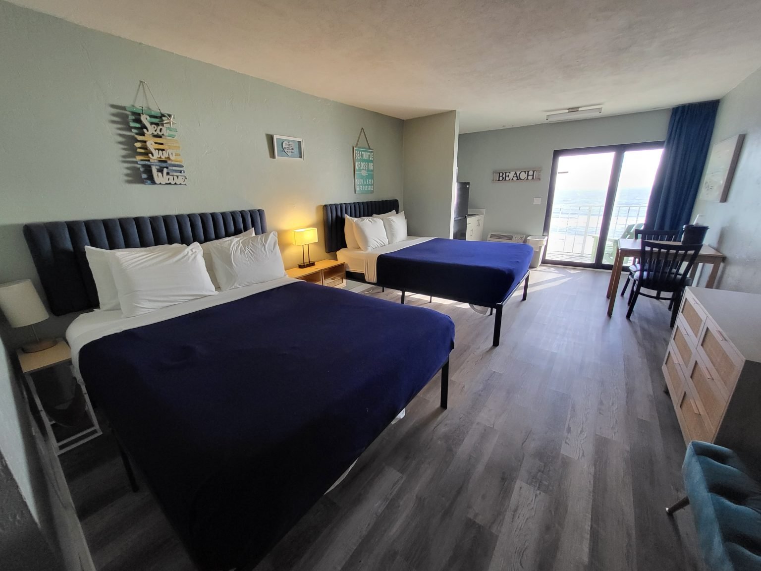 BEACHSIDE HOTEL