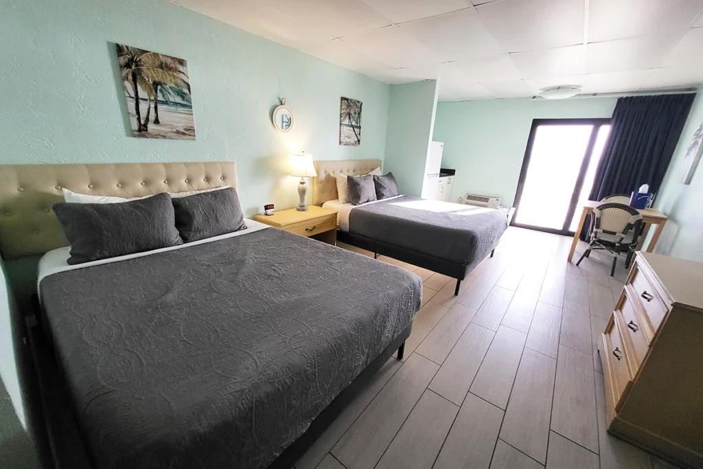 BEACHSIDE HOTEL